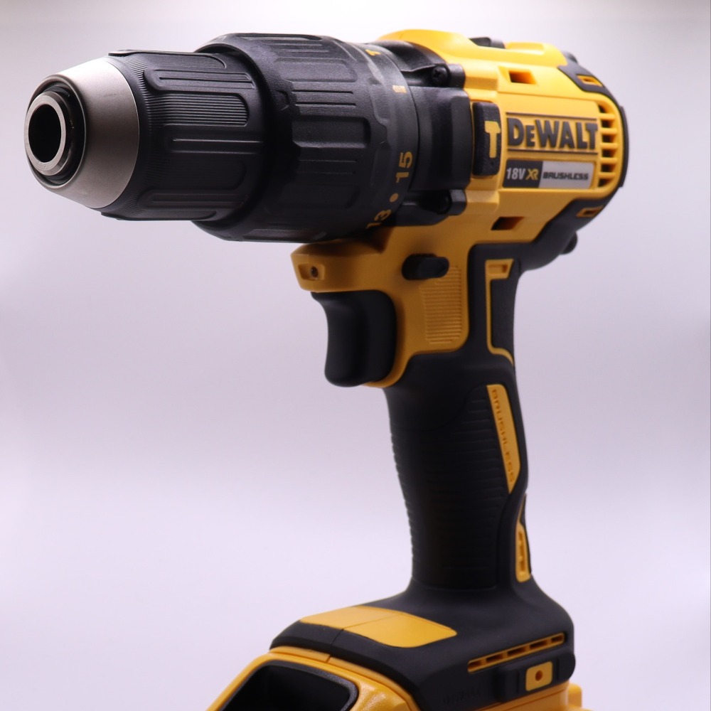 Pre-owned DeWalt DCD778 18V XR Brushless Compact Combi Drill with 3.0Ah Battery - Own4Less
